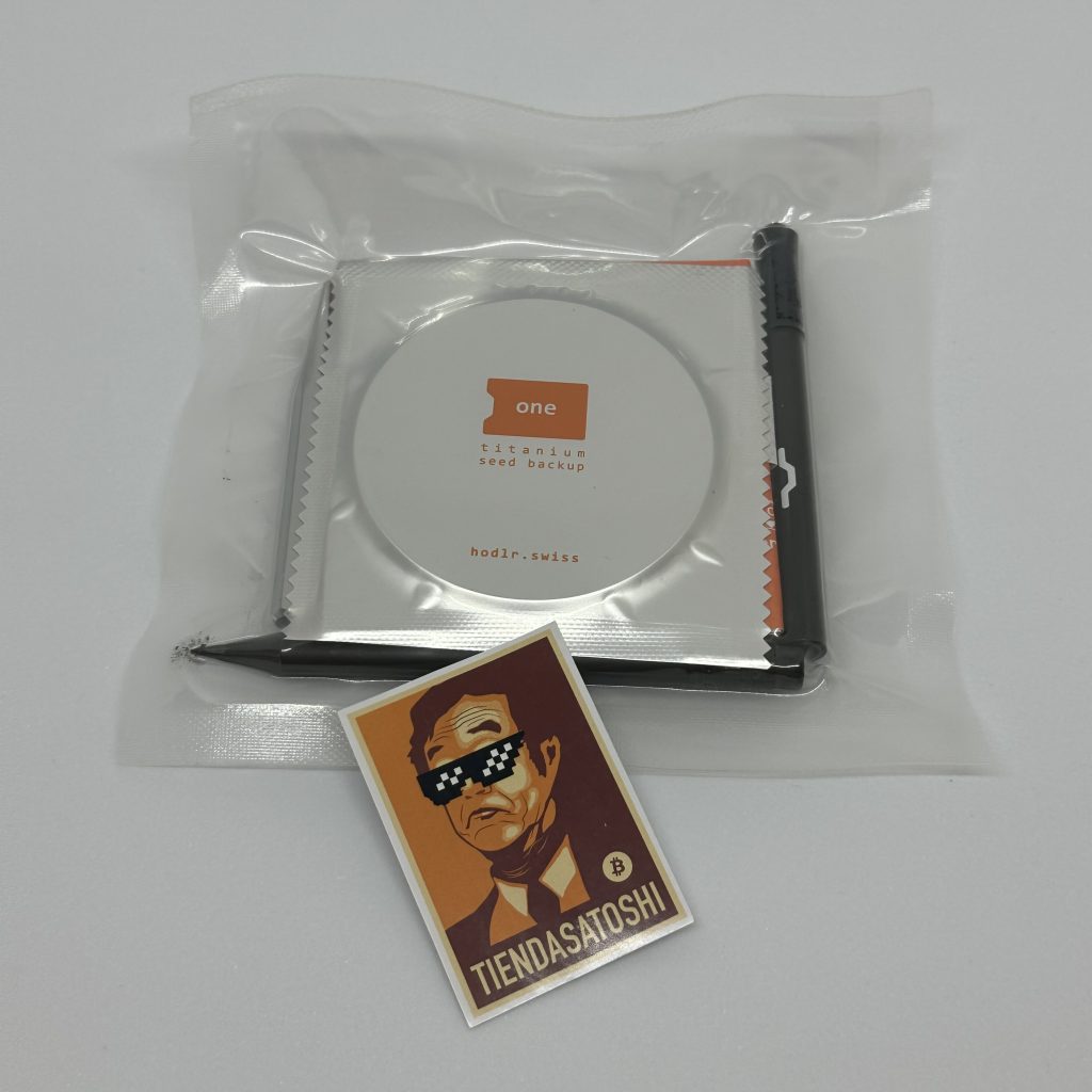 Hodlr One Titanium Chile - Backup Semillas Bitcoin | Tienda Satoshi